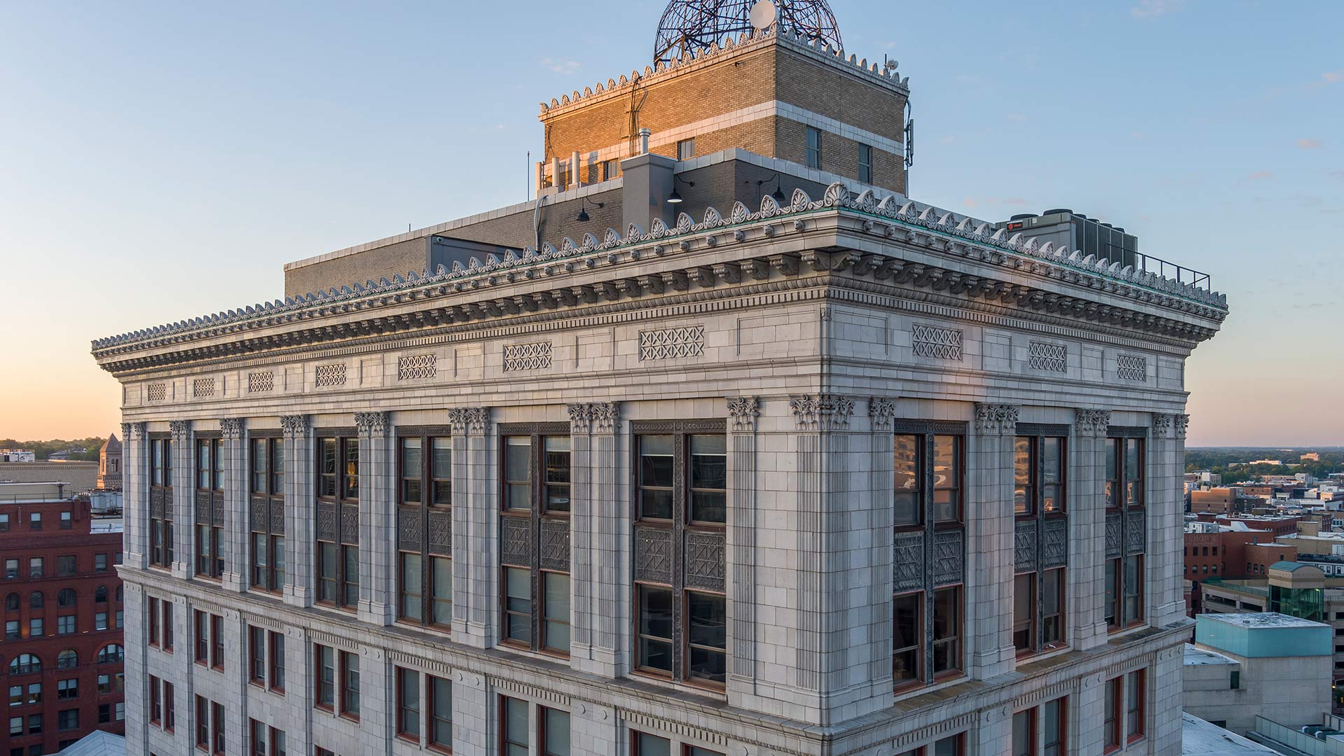 McKay Tower – Properties | Rockford Construction